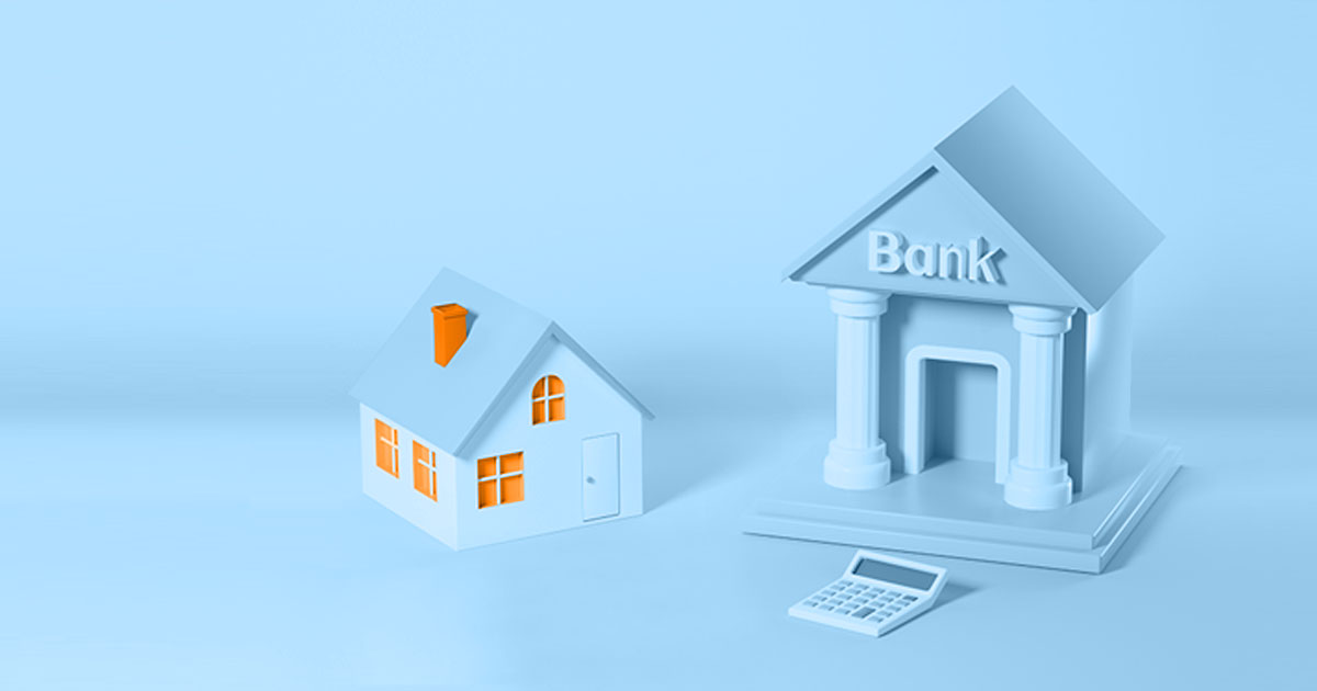 What are the key differences between a PDL and a P2P business loan?